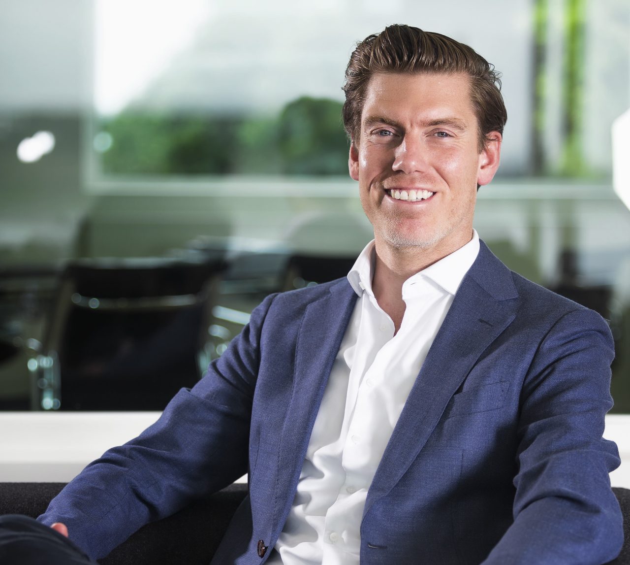 DHG stelt Jelle van den Akker aan als nieuwe commercieel directeur